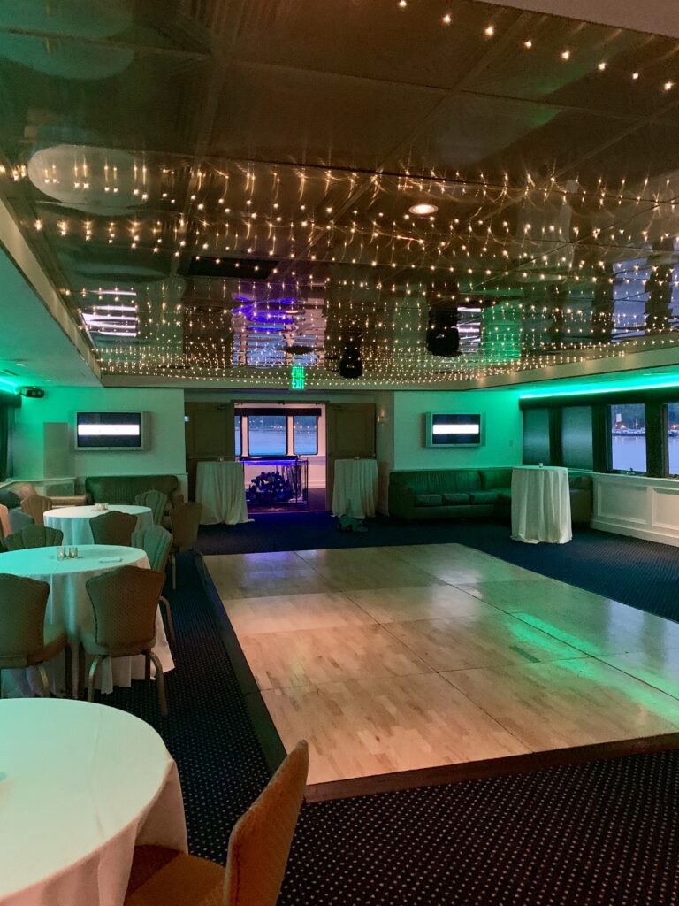 New York Cruises | The Atlantis | Luxury Yacht Charter